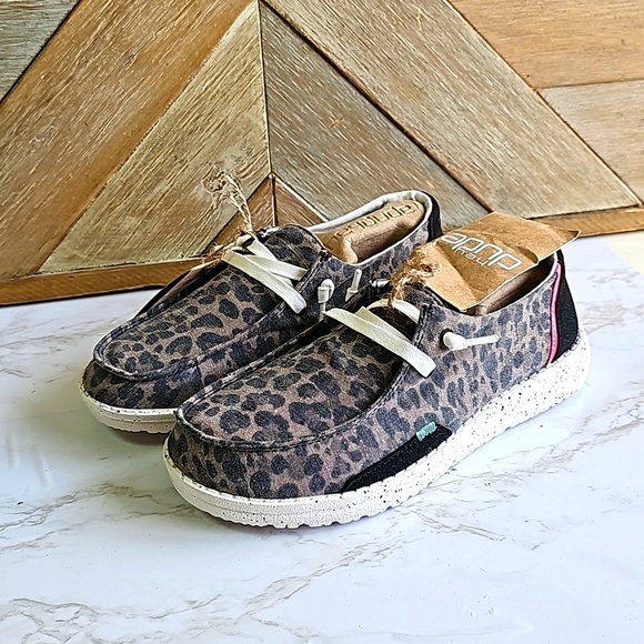 Hey Dude | Shoes | Nwot The Box Hey Dude Wendy Jungle Brown | Poshmark